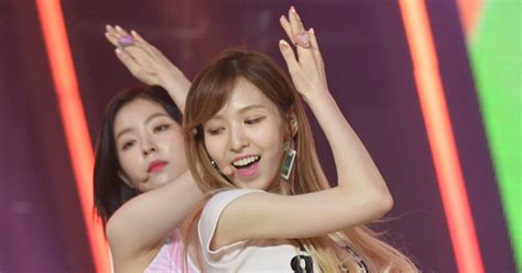 [포토] 레드벨벳 웬디 시선 사로잡는 복근