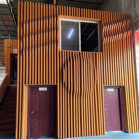 Wood Grain Tubular Design Exterior Wall Cladding Weatherproof Aluminum