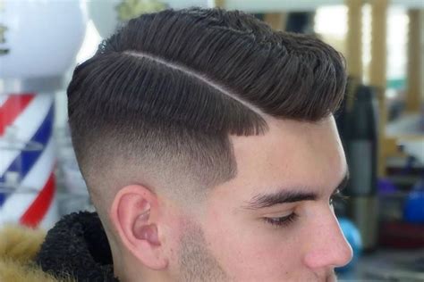 Gaya Rambut Untuk Pria Berwajah Oval Yang Bikin