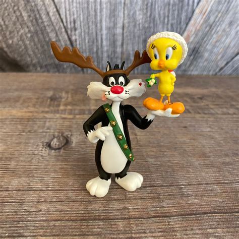 Looney Tunes Tweety Bird And Sylvester