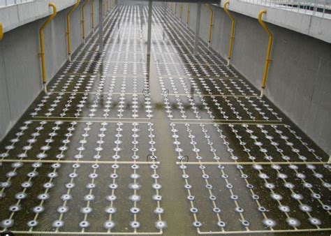 SSI Aeration Wastewater Treatment Disc Type Diffuser Low Maintenance Aeration Disc