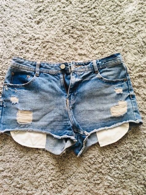 Джинсові шорти — ціна 180 грн у каталозі Шорти Купити жіночі речі за доступною ціною на Шафі