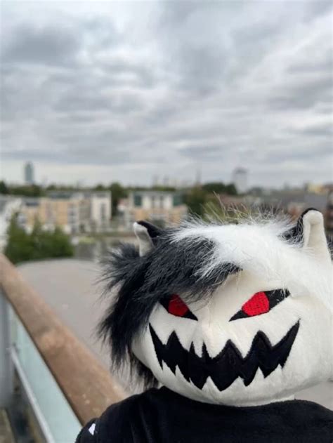 Zxc Cat на картинку нажми там мой тг крутой где я камута чота рассказываю и котов выкладываю