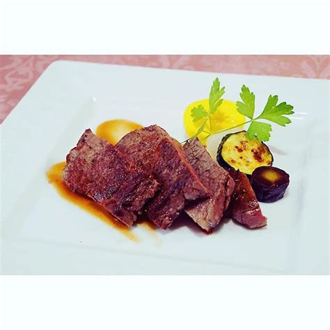 牛フィレ肉のステーキ 〜赤ワインソース〜 今日の晩ご飯肉料理肉牛肉牛フィレ肉のステーキ美味しい晩ご飯ごちそうさまでした料理
