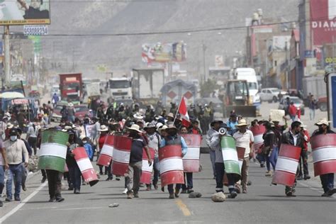Declaran Toque De Queda Por Tres Días En Puno Epicentro De Protestas