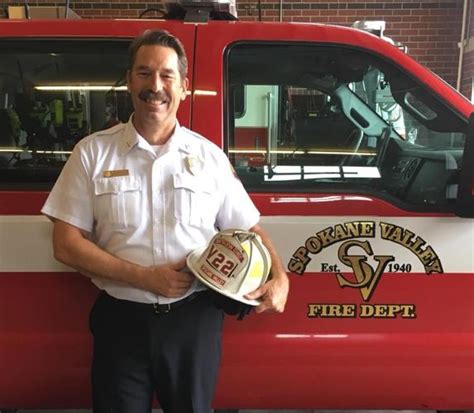 Spokane Valley Fire Dept Celebrates Mans 37 Year Long Career