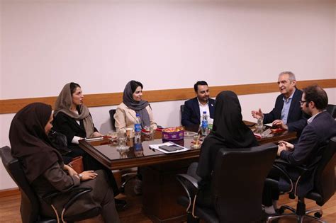 دانشگاه خاتم و اینوستوران برای توسعه فعالیت‌های علمی و پژوهشی همکاری می