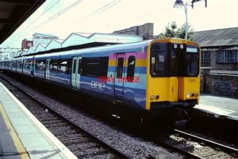 Photo Class 315 4 Car Emu No 315 826 Passing Hackney Downs On Its Way