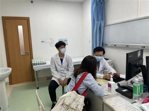 泌尿外科老师带教医学生预见习开启临床初体验 中山大学肿瘤防治中心
