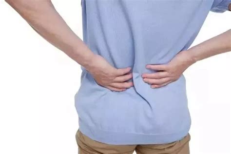 睡觉腰痛怎么办你的老腰可能已劳损腰部 安徽合肥康华康复医院