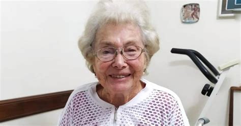 Dolor Por La Muerte De Raquel Rutman Una Sobreviviente De Auschwitz Que Pasó Su Vida En