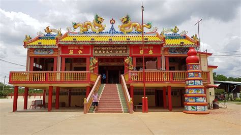 ศาลเจ้าพ่อเทพารักษ์ เจ้าแม่ทับทิม รีวิวสถานที่ท่องเที่ยว