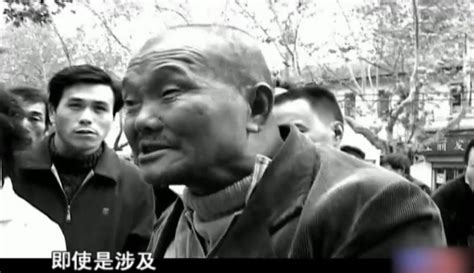 【用户6cb3c489】闹剧4：丈夫控诉妻子变心，记者找到妻子，妻子的回答让人意外！ 超过3万粉丝1万作品在等你资讯视频 免费在线观看 爱奇艺
