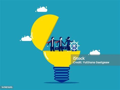 창조적 인 비즈니스 리더 사업가는 전구에 스티어링 휠을 제어 개발에 대한 스톡 벡터 아트 및 기타 이미지 개발 개선 경영자 Istock
