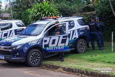 Mãe Com Filho Pequeno Flagra Homem Se Masturbando No Meio Da Rua No
