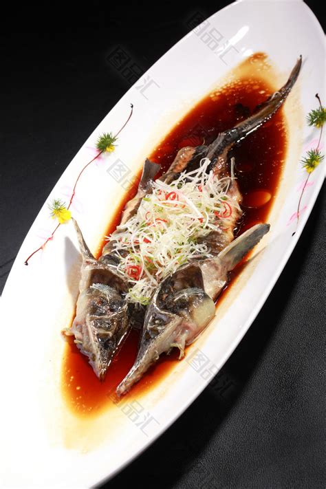 清蒸中华鲟美食图片 图品汇