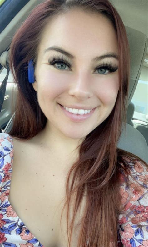 My Mom Said She Thinks I Look Really Cute In This Picture 🥺🥰 R