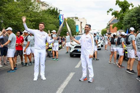 Paris Olympics 2024 Abhinav Bindra Carries The Olympic Torch Rediff Sports