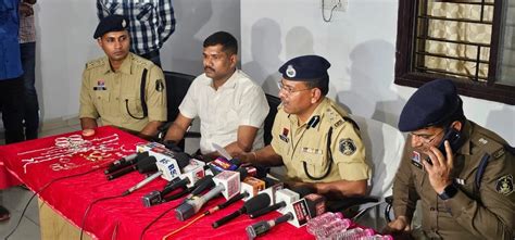 Sex Racket रायपुर में देह व्यापार रैकेट का भंडाफोड़ 17 दलाल गिरफ्तार