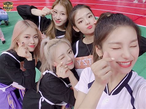 190904 Withmbc Twitter Update With Itzy Isac Chuseok Recording R Itzy