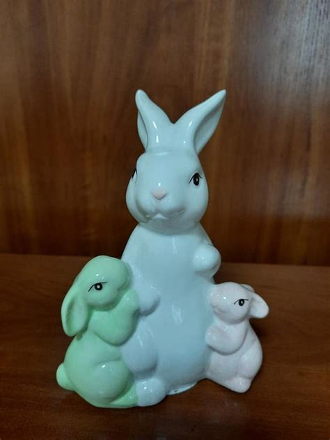 Кераміка зайці — ціна 230 грн у каталозі Статуетки Купити товари для дому та побуту за