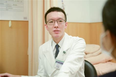 愛吃半熟蛋！男胸口冒腫塊、一週長8公分 切開裡面都是膿 祝你健康 三立新聞網 Healthsetncom