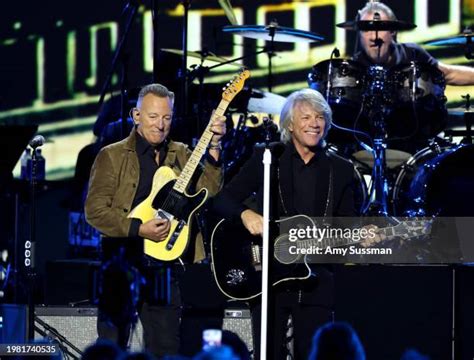 457 Bruce Springsteen Jon Bon Jovi Photos And High Res Pictures Getty
