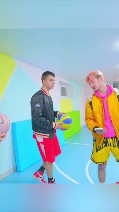 სმაილი და კალადბურᲗელები ლაივᲨი გადიან Youtube