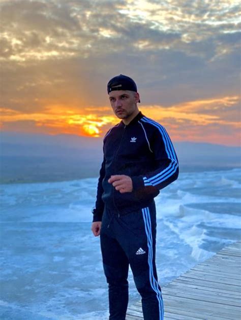 Slavik | Music Artist & Collaborator