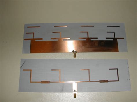 Photo Of The Two Sides Of The 4 Element Array Download Scientific