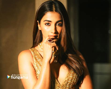 Pooja Hegde Wallpapers Pooja Hegde 11 11 Bollywood Hungama