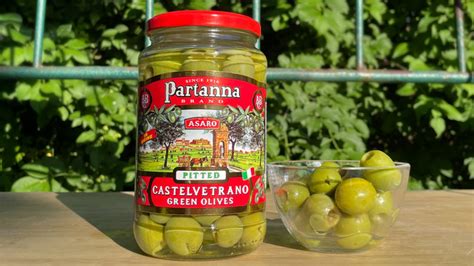 Jarred Olive Varieties Ranked