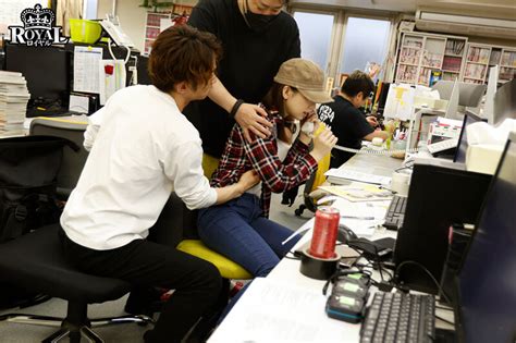 Tysf 024 Av制作会社のadなら肉便器になっても当然だろww 無理矢理、性処理係任命！行列の出来る鬼中出し追撃プレス 花狩まい