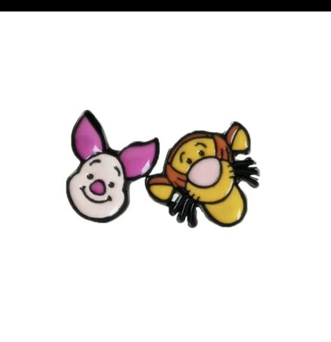 Аниме Обеци Прасчо и Тигъра Мечо Пух Фръцла