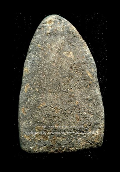 หลวงปู่ทวด วัดช้างให้ พิมพ์ใหญ่ A เนื้อว่าน รุ่นแรก ปี ๒๔๙๗ จ ปัตตานี Luang Poo Tuad 2497