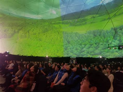 Багш хөтөлбөрийн төгсөх ангийн оюутнууд мэргэжлийн ёс зүй багшийн… Монгол Улсын Их Сургууль