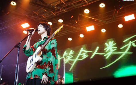 蝰蛇音效 不听会后悔的那首歌首唱来了！汪苏泷《眼泪落下之前》 我i学习 写作业背景音 哔哩哔哩视频