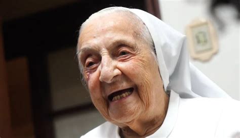 Хто зараз найстаріша людина у світі вона розкрила секрет свого довголіття Читайте на Ukr Net