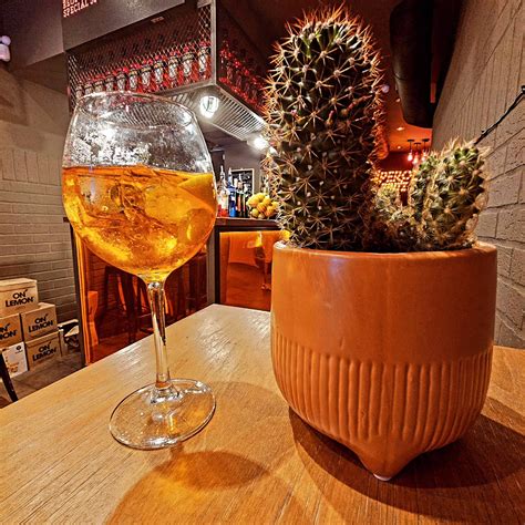 Съвременни Това е душевното отроче на В С известен български модел намерил призванието си