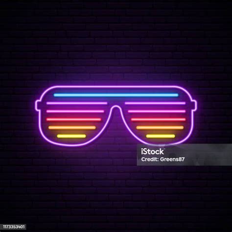 네온 셔터 안경 표지판 레트로 80 년대 스타일의 밝은 벡터 선글라스 일러스트 형광색의에 대한 스톡 벡터 아트 및 기타 이미지 형광색의 네온 선글라스 Istock