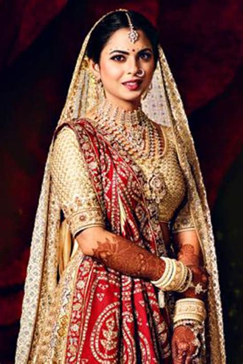 Isha Ambanis Designer Bridal Lehenga Isha Ambanis Wedding Lehenga