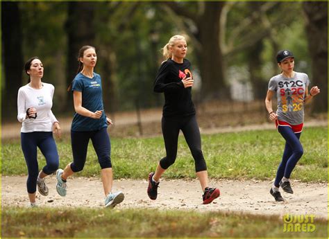 Gwyneth Paltrow Thanks For Sharing Set With Mark Ruffalo Photo