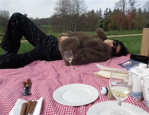 Ghim của sex and calories trên Pinterest is a prude