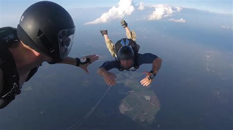 Cmnm Public Hot Guy Parachute Naked ThisVid