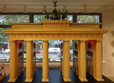 Neuer LEGO Store in Berlin: Eröffnung noch in 2021 - zusammengebaut