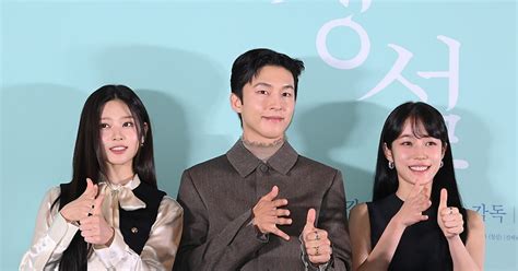 국민 첫사랑 또 탄생…노윤서·홍경 서로에게 눈 못 떼 실제 설렘 고백 청설 [종합]