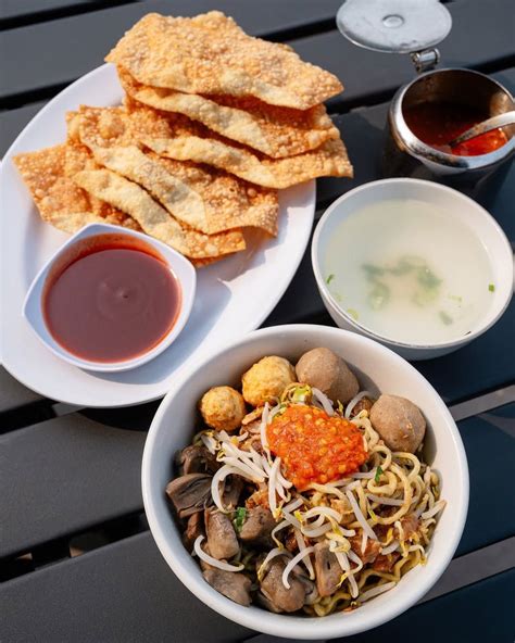 10 Bakmi Enak Di Duren Sawit Yang Selalu Rame Nibble