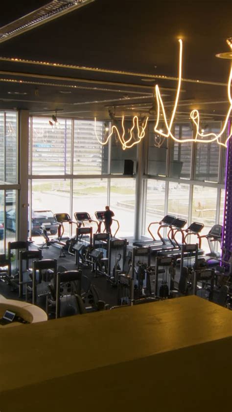 Crooks Premium НАСКОРО нова локација од вашиот омилен фитнес центар “crooksfitness” 💪🏽crooks