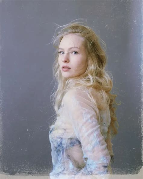 Голая Елизавета Базыкина слив фото сладкой груди и жопы