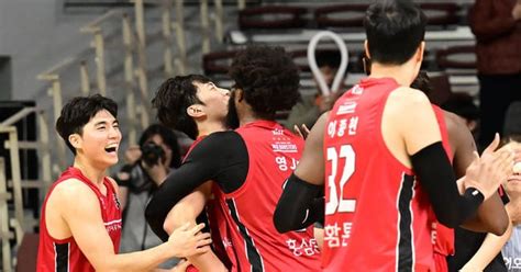 사진 정관장경기종료 1초 남기고 만들어낸 승리